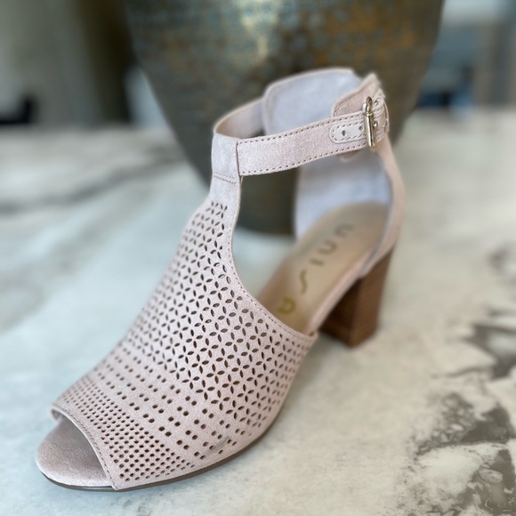 Unisa | Shoes | Unisa Light Pink Suede Peep Toe Sandal | Poshmark